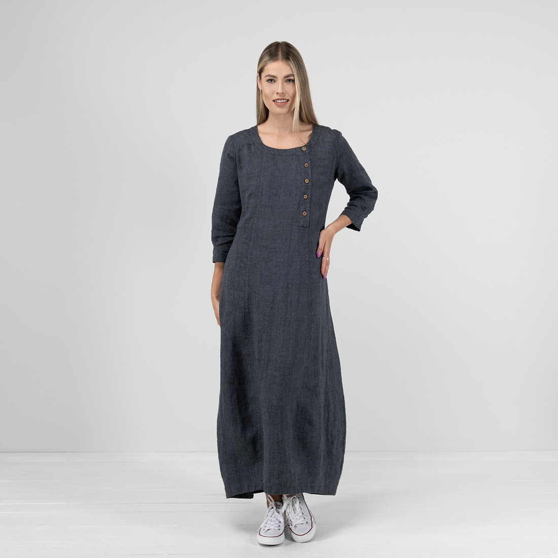 Leinenkleid dunkelgrau lang, 3/4 Ärmel, mit Knöpfen | Leinen Boutique
