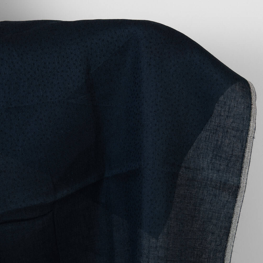 Leinen-Wollestoff dunkelblau gemustert 150cm breit